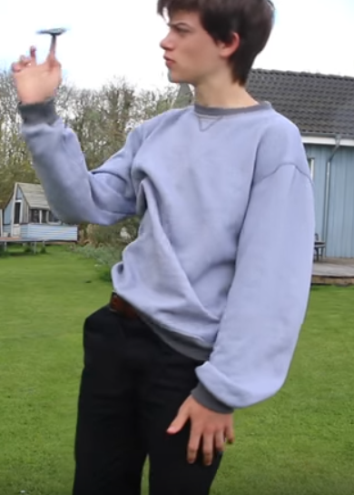 Tour_de_main_5 - HandSpinner
